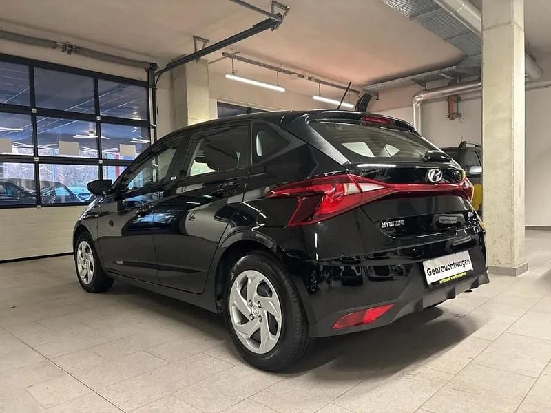 Gebraucht 2021 Hyundai i20 Select 74 PS Kleinwagen – 70469 Stuttgart ...