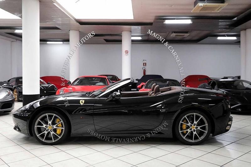 Gebraucht 2011 Ferrari California 460 PS Cabrio – Hamburg (Händler ...