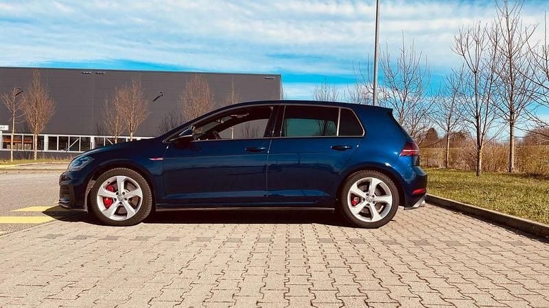 Gebraucht 2020 VW Golf GTI 245 PS Limousine – 75236 Baden-Württemberg ...