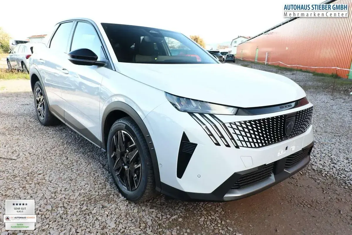 Neu Peugeot 3008 Allure 145 PS (2026) in Stuttgart - 31.210 € | AutoUncle