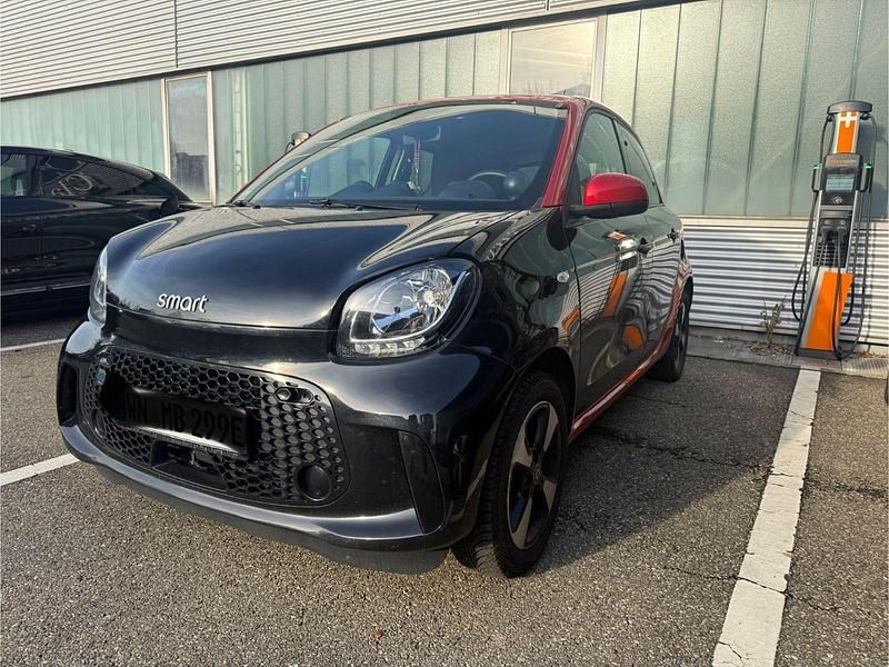 Gebraucht 2021 Smart ForFour Electric Drive 82 PS Kleinwagen – 73630 ...