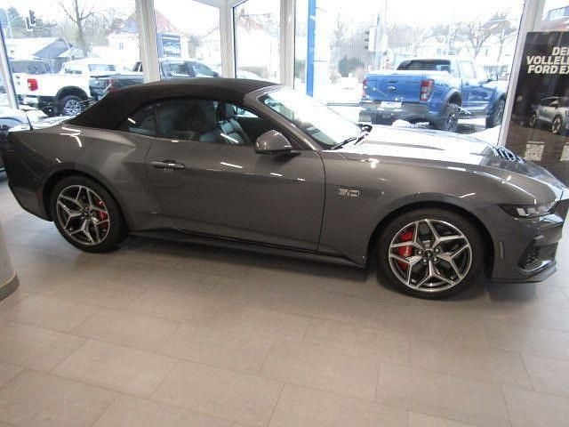 Neu 2025 Ford Mustang GT Convertible 446 PS Cabrio – 32547 Bad ...