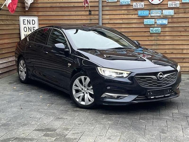 Gebraucht 2017 Opel Insignia Dynamic 260 PS Limousine – 30855 ...