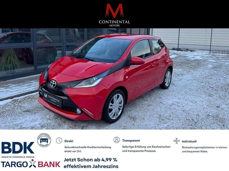 Gebraucht 2018 Toyota Aygo X-play 69 PS Kleinwagen – 86830 Bayern ...