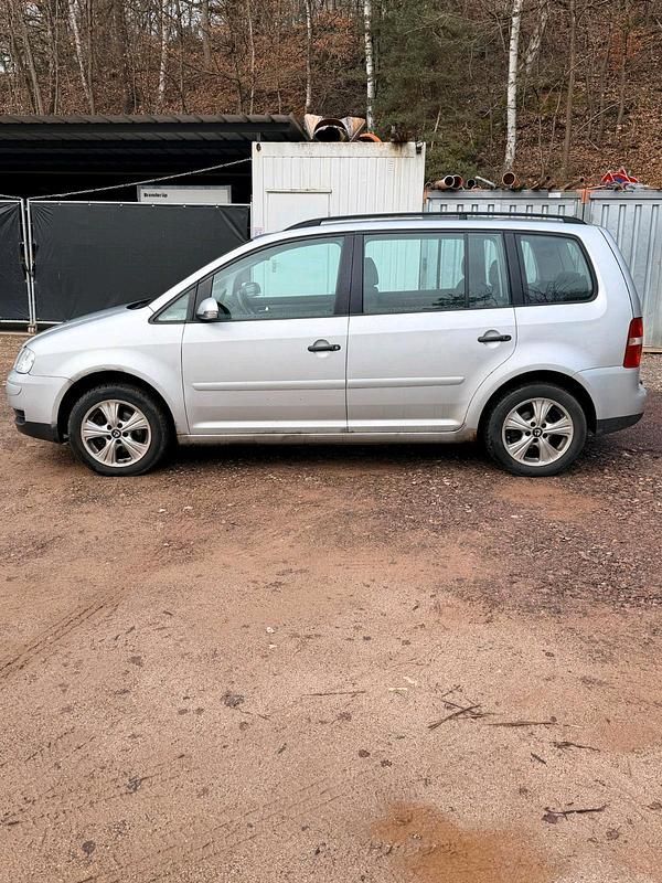 Gebraucht 2006 VW Touran 105 PS Van / Kleinbus – 66125 Saarbrücken ...