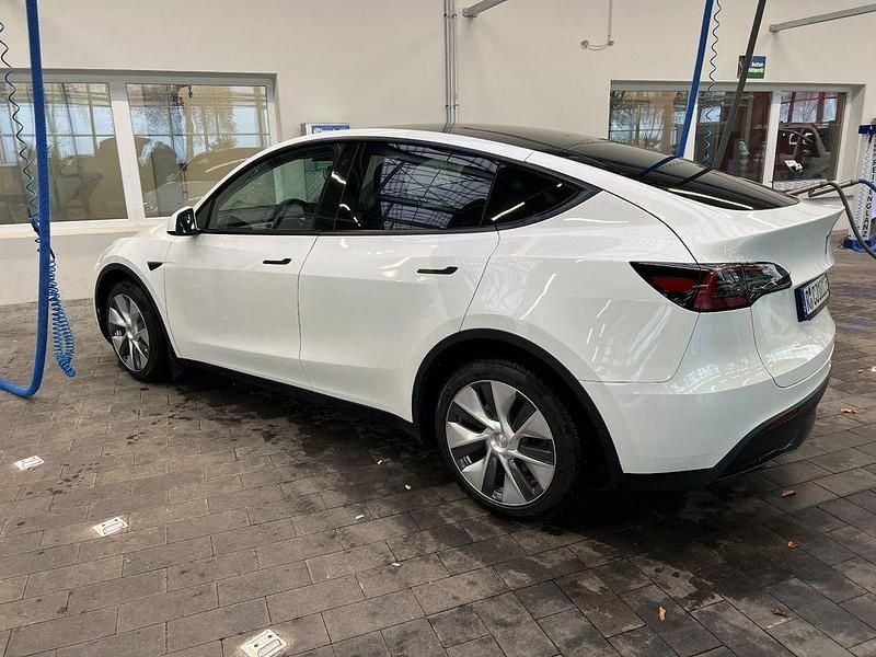 Gebraucht 2023 Tesla Model Y Long Range RWD 295 PS SUV – 93083 Bayern ...