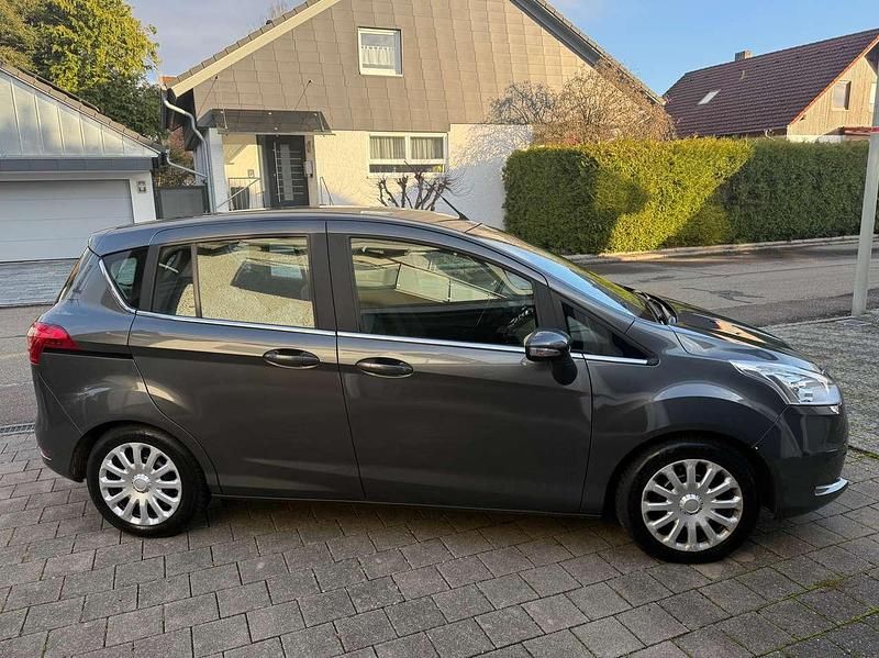Gebraucht 2016 Ford B-MAX Titanium 105 PS Van / Kleinbus – 89079 Baden ...