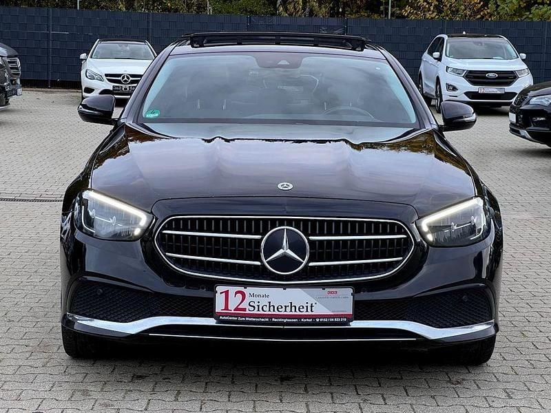 Gebraucht 2022 Mercedes E300 194 PS Limousine – Nordrhein-Westfalen ...