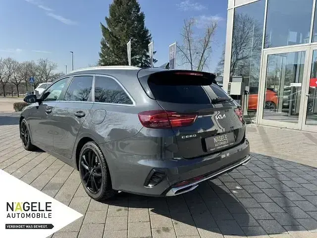 Gebraucht Kia Ceed GT GT-Line 160 PS (2022) in Baden-Württemberg - 19. ...