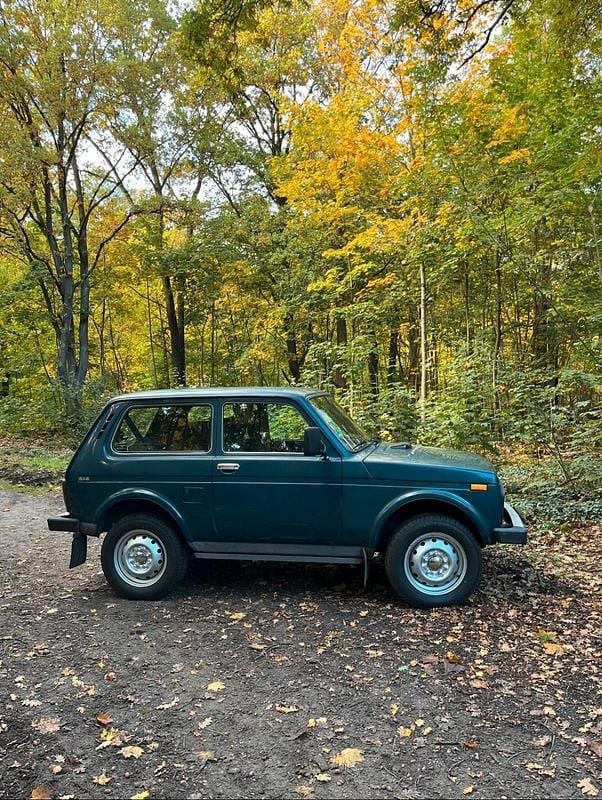 Gebraucht 2002 Lada niva 82 PS SUV – 12059 Berlin - Neukölln (Privat ...