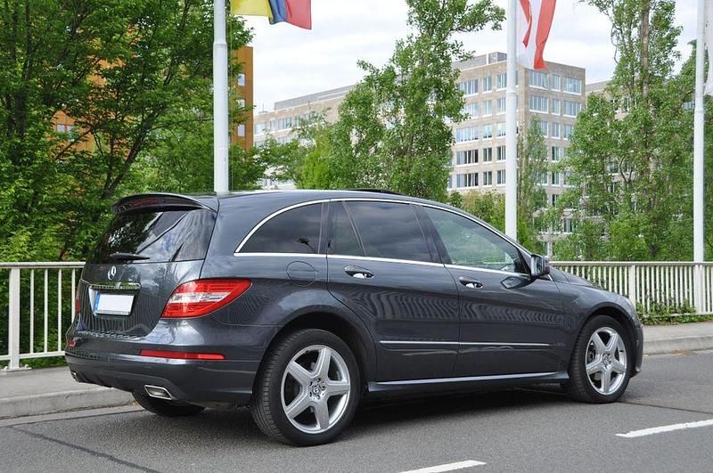 Gebraucht Mercedes R350 265 PS (2010) in Hessen - 19.990 € | AutoUncle