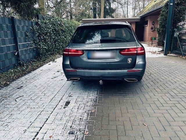 Gebraucht 2020 Mercedes E300 306 PS Kombi – Niedersachsen (Privat) – 29 ...