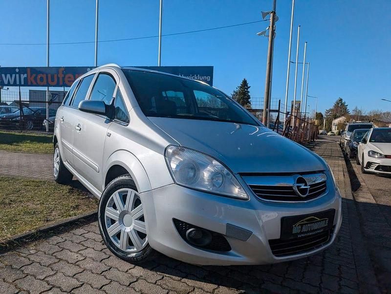 Opel Zafira B Edition