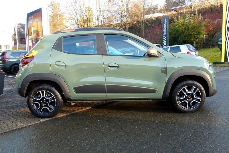 Gebraucht 2023 Dacia Spring Extreme 65 PS Kleinwagen – Sachsen (Händler ...
