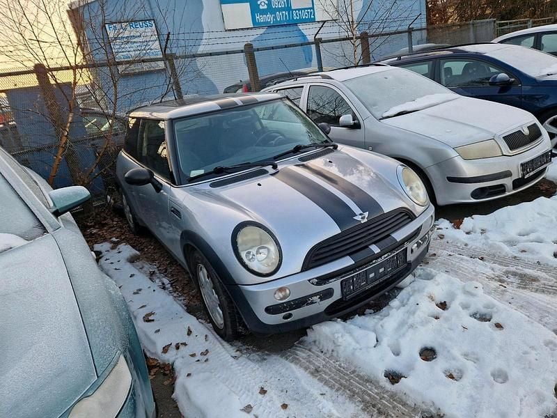 Gebraucht 2002 Mini Cooper 90 PS Kleinwagen – 95189 Bayern - Köditz ...