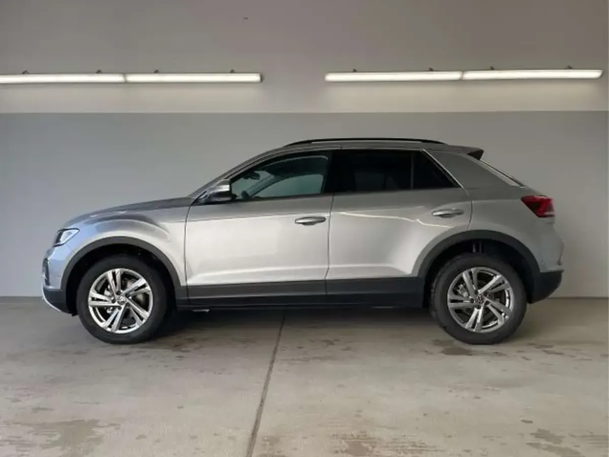 Neu VW T-Roc Cabriolet Life 150 PS (2026) in Wildenberg - 32.490 ...