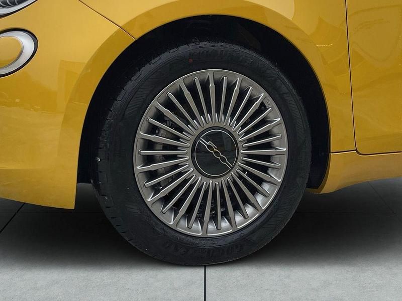 Neu 2026 Fiat 500 Launch Edition 65 PS Kleinwagen – Schleswig-Holstein ...