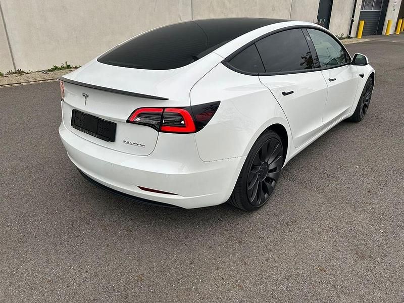 Tesla Model 3 Performance Allradantrieb Mit Dualmoto