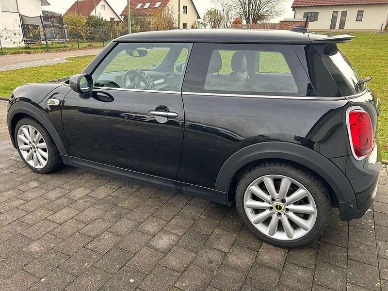 Gebraucht 2020 Mini Cooper SE 184 PS Kleinwagen – 86424 Dinkelscherben ...