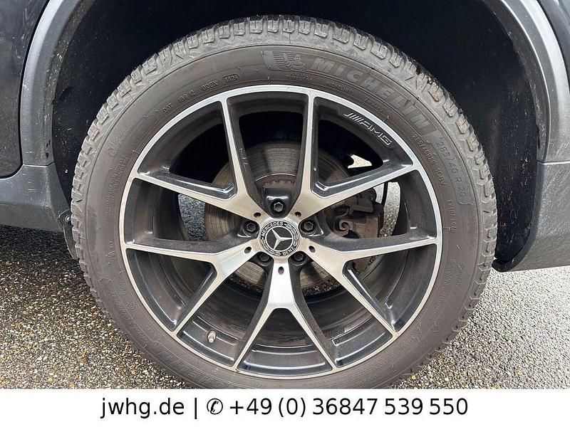 Gebraucht 2020 Mercedes GLC300e AMG 320 PS Limousine – 98587 Steinbach ...