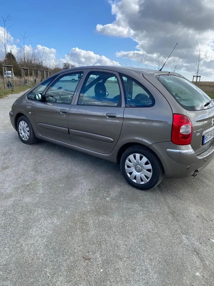Gebraucht Citroën Xsara Picasso 109 PS (2009) in Mecklenburg-Vorpommern ...