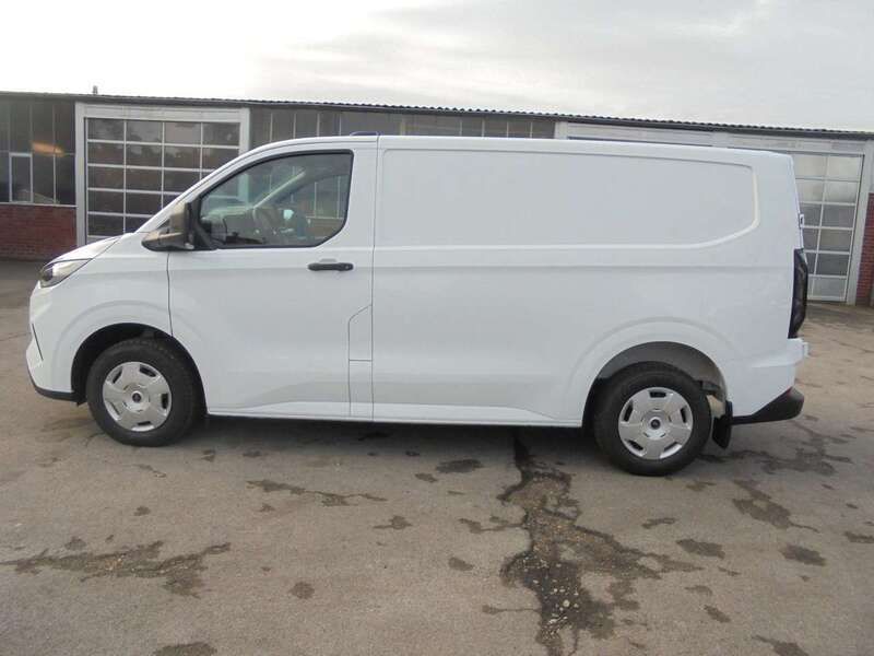 Gebraucht 2023 Ford Transit Custom 2.0 Diesel 110 PS (34.867 €) | 46499 ...