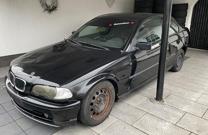 Gebraucht 2002 BMW 325 192 PS Kleinwagen – 21465 Herzogtum Lauenburg ...
