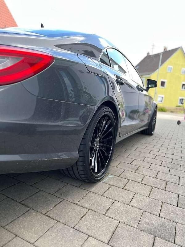 Gebraucht 2012 Mercedes CLS63 AMG AMG 557 PS Coupé – 91325 Adelsdorf ...