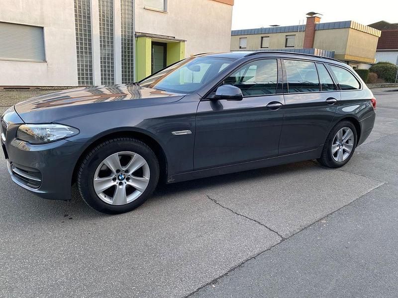 Gebraucht 2015 BMW 520 Luxury Line 190 PS Kombi – 65779 Hessen ...