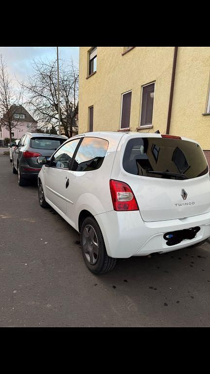 Gebraucht 2011 Renault Twingo Night&Day 75 PS Kleinwagen – Hessen ...