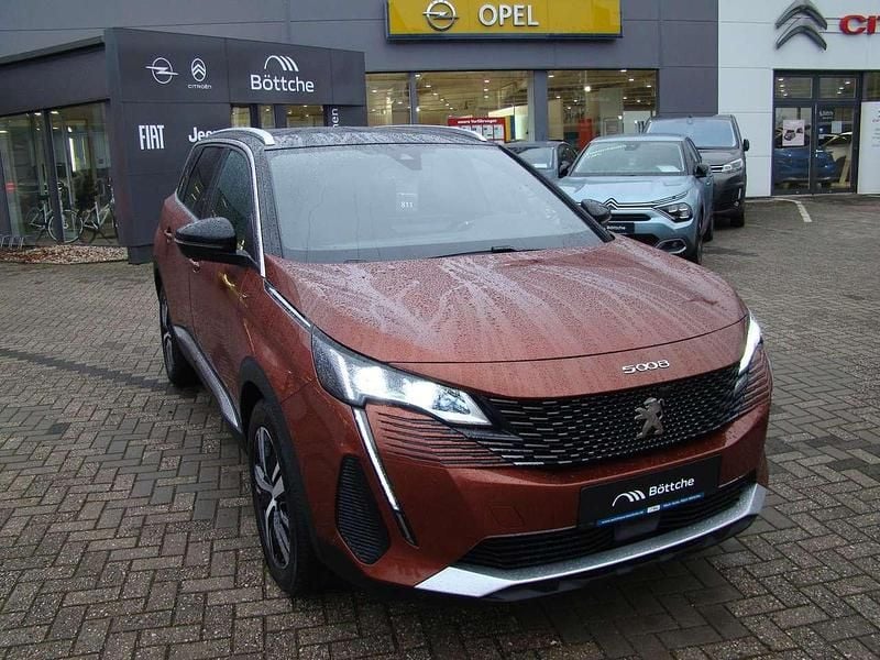 Gebraucht 2023 Peugeot 5008 131 PS SUV – Brandenburg (Händler) – 32.990 ...