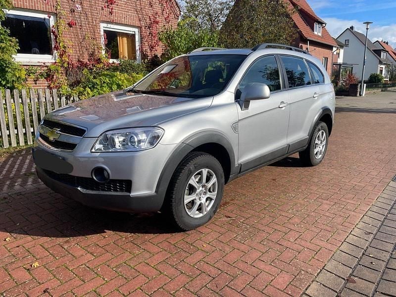 Wunderbar Chevrolet Captiva Car Bild