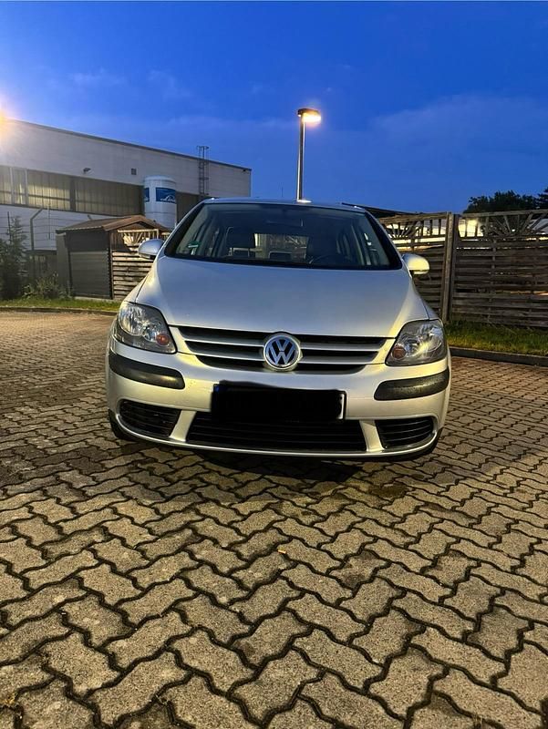 VERKAUFT Gebraucht 2006 VW Golf Plus Cross 80 PS Van / Kleinbus – 21031 ...