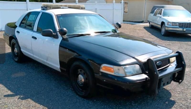 Gebraucht 2011 Ford Crown 220 PS Limousine – 32699 Nordrhein-Westfalen ...