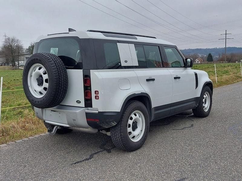 Gebraucht 2021 Land Rover Defender Basis 200 PS SUV – (Händler) – 61. ...