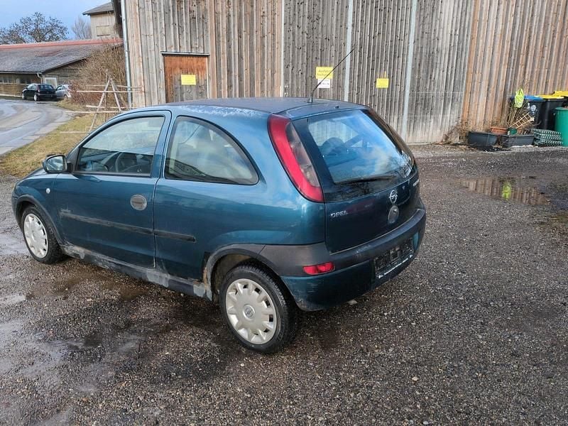 Gebraucht 2001 Opel Corsa Comfort 75 PS Kleinwagen – 86874 Bayern ...
