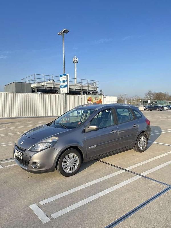 Verwunderlich Renault Clio Kombi Gebraucht Fotos