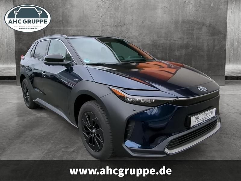 Gebraucht 2025 Toyota bZ4X Lounge 204 PS SUV – 09119 Chemnitz (Händler ...
