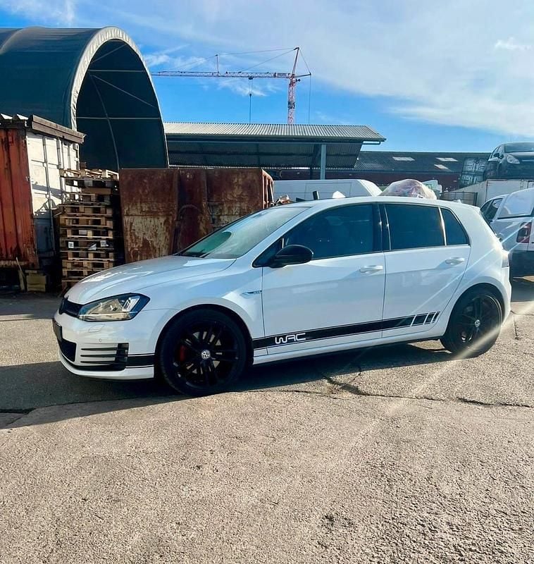 Gebraucht 2015 VW Golf GTD 184 PS Limousine – 22113 Schleswig-Holstein ...