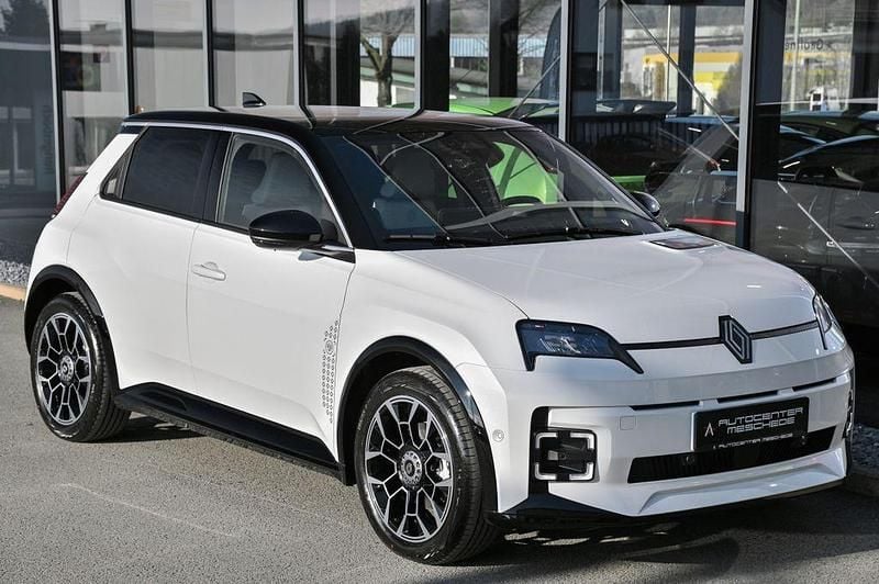 Gebraucht 2025 Renault 5 E-Tech Komfort 150 PS Limousine – Nordrhein ...