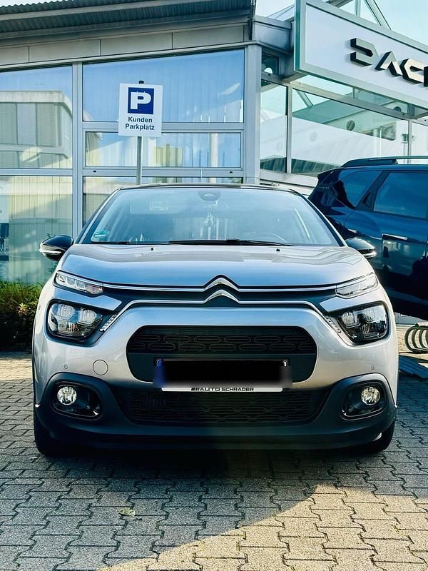 Gebraucht 2022 Citroën C3 Shine 110 PS Kleinwagen – 45896 Nordrhein ...