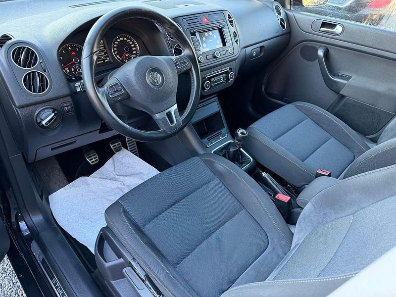 Gebraucht 2011 VW Golf VI Style 105 PS Kleinwagen – Nordrhein-Westfalen ...