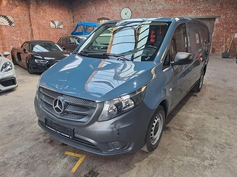 Gebraucht 2020 Mercedes Vito 102 PS Van – Nordrhein-Westfalen (Händler ...
