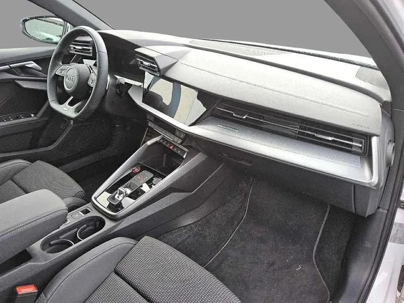 Gebraucht 2024 Audi S3 Ambiente 310 PS Limousine – 47441 Moers (Händler ...