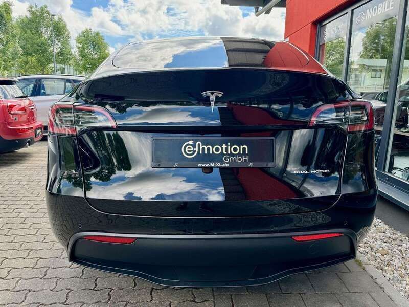 Verkauft Tesla Model Y Long Range*20"*., gebraucht 2021, 31.940 km in ...