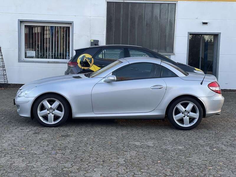 Verkauft Mercedes SLK280 (171.454) 3,0., gebraucht 2007, 186.583 km in Harkebrügge