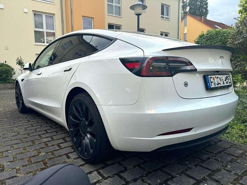 Gebraucht 2022 Tesla Model 3 Performance 513 PS Limousine – 60528 ...