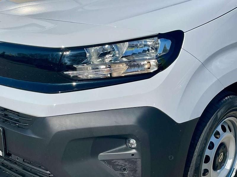 Neu Opel Combo-e Life XL 136 PS (2026) in Kelheim - 34.990 € | AutoUncle