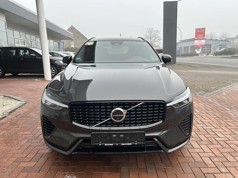 Gebraucht 2021 Volvo XC60 R-Design 341 PS SUV – 26789 Leer (Händler ...