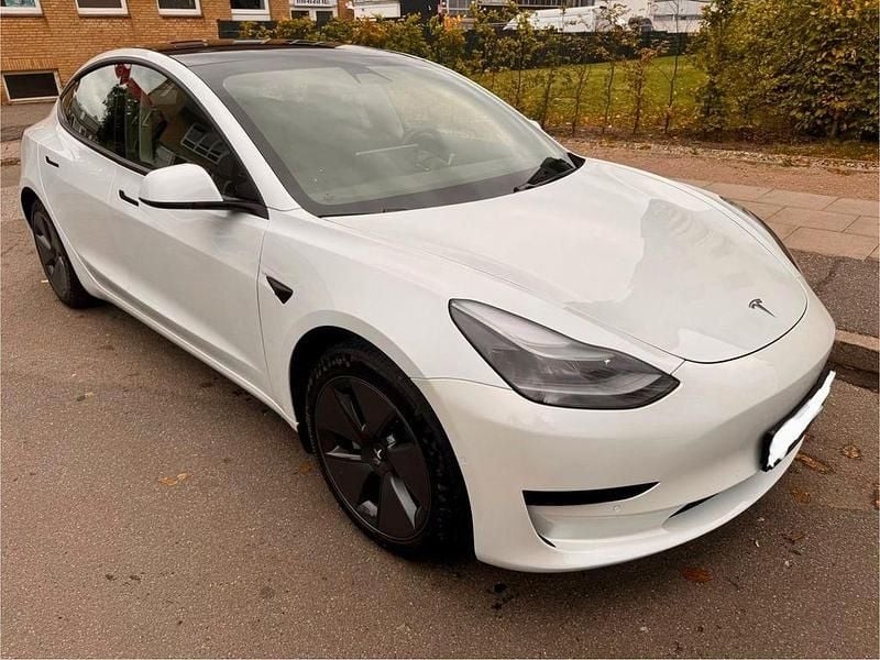 Gebraucht 2021 Tesla Model 3 RWD 325 PS Limousine – 22049 Hamburg-Nord ...